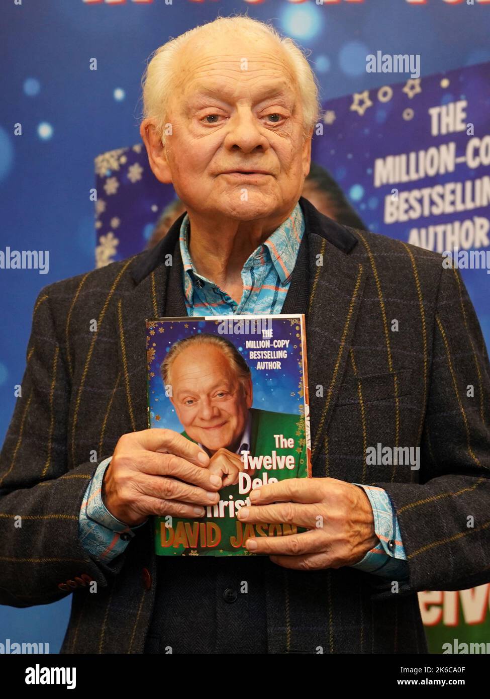 Sir david jason waterstones hi-res stock photography and images - Alamy