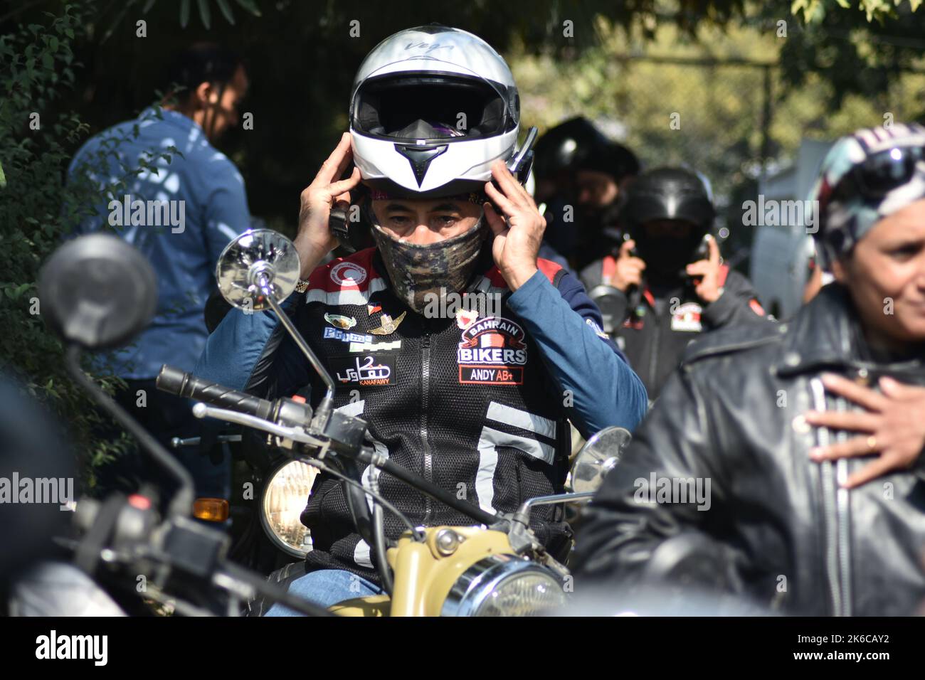 Bahrain nationals hi-res stock photography and images - Alamy