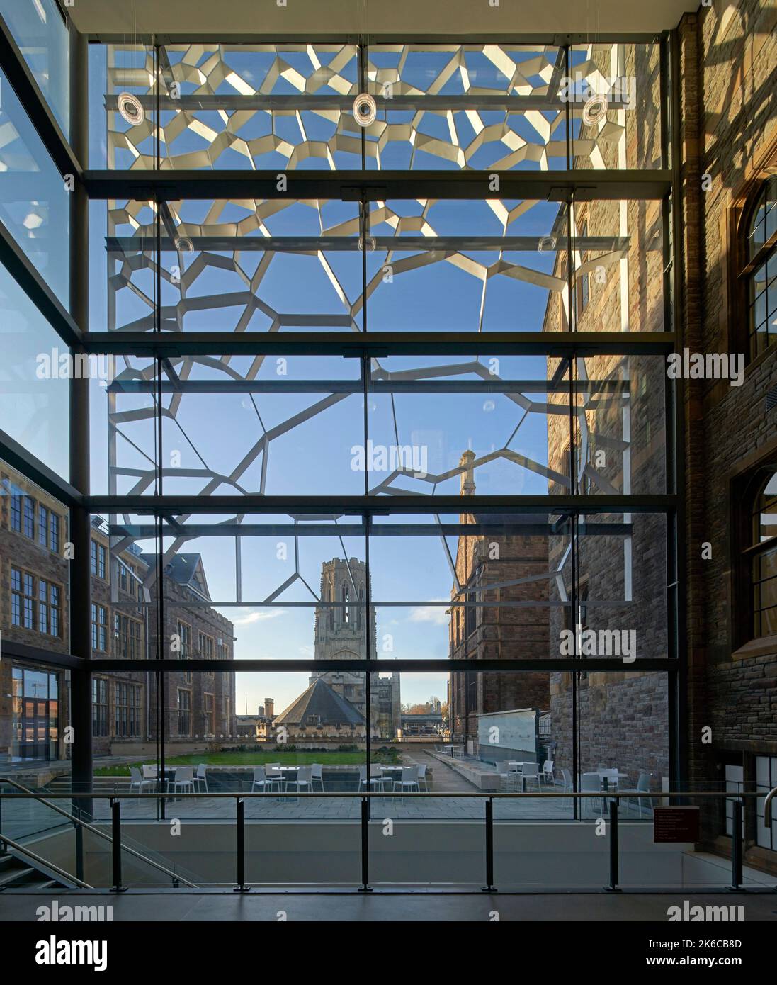 Main circulation space. University of Bristol: Fry Building, Bristol ...