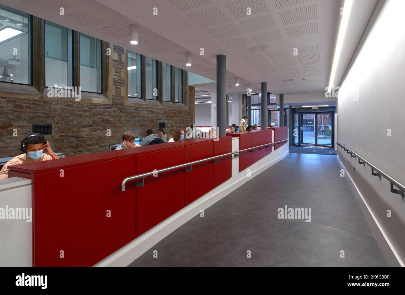 Lower corridor with ramp. University of Bristol: Fry Building, Bristol ...