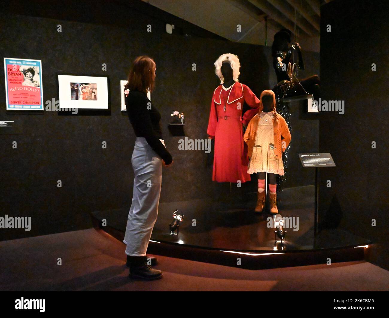 Miss hannigan costume hi-res stock photography and images - Alamy