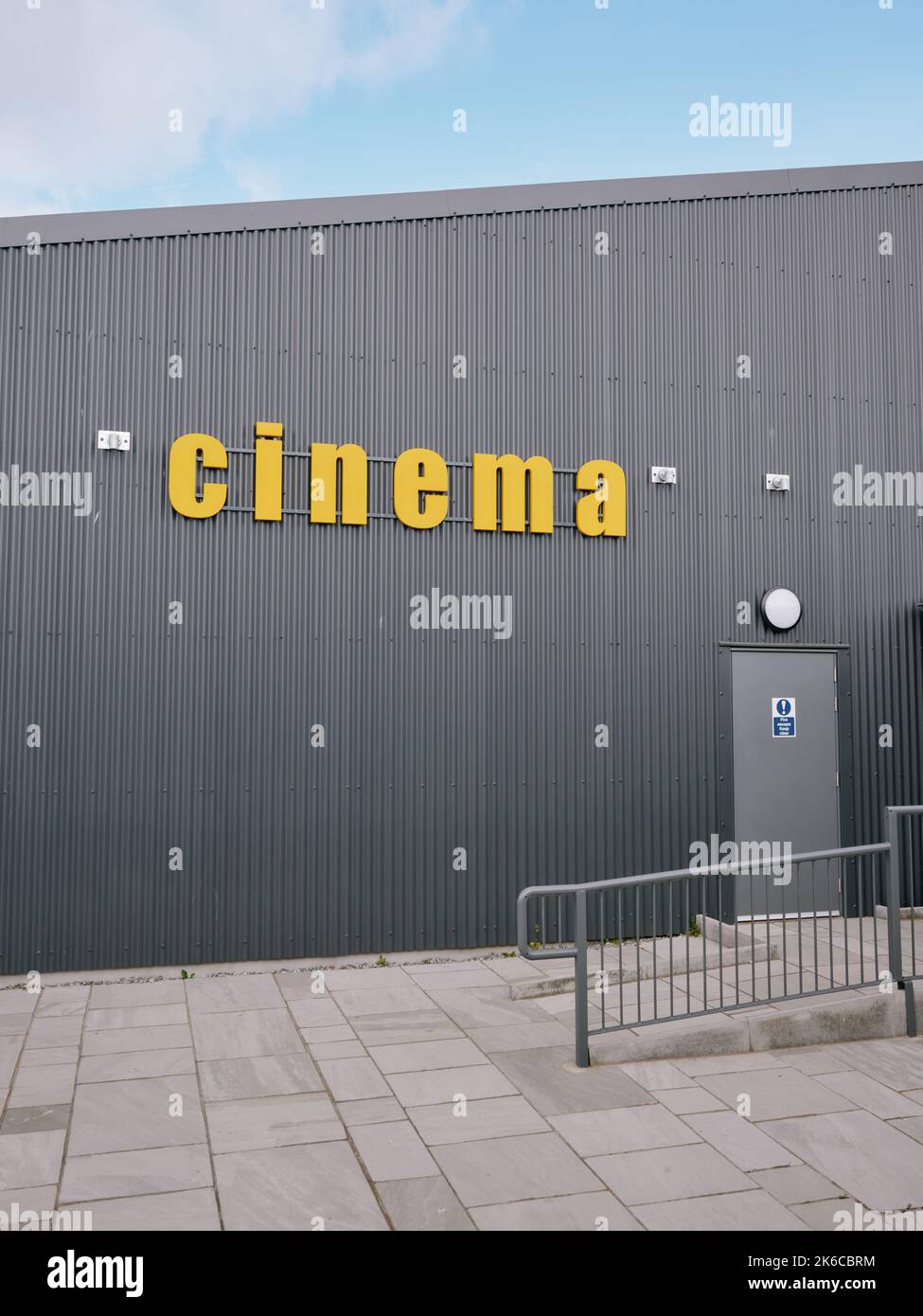 Disabled access cinema hi-res stock photography and images - Alamy