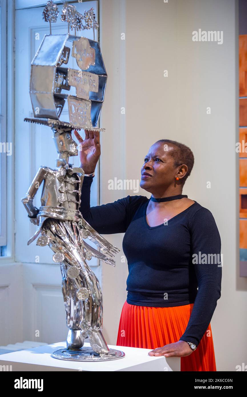 London, UK. 13 October 2022. Sculptor Sokari Douglas Camp CBE with her ...