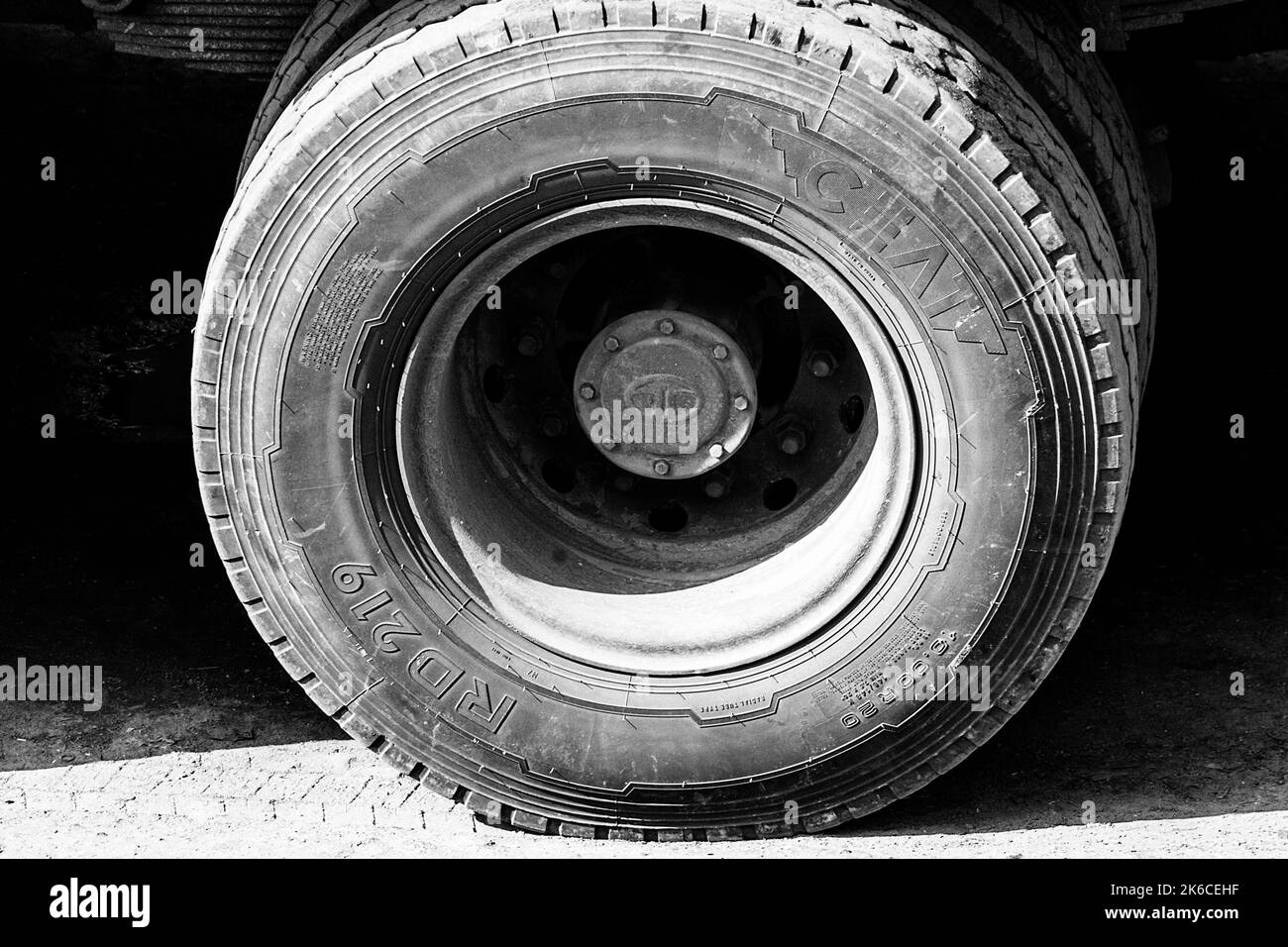 Tyre type hi-res stock photography and images - Alamy