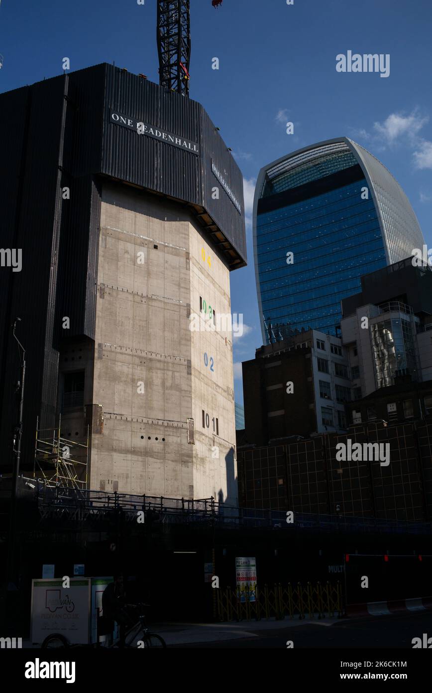 Construction work on the One Leadenhall building in the London ...