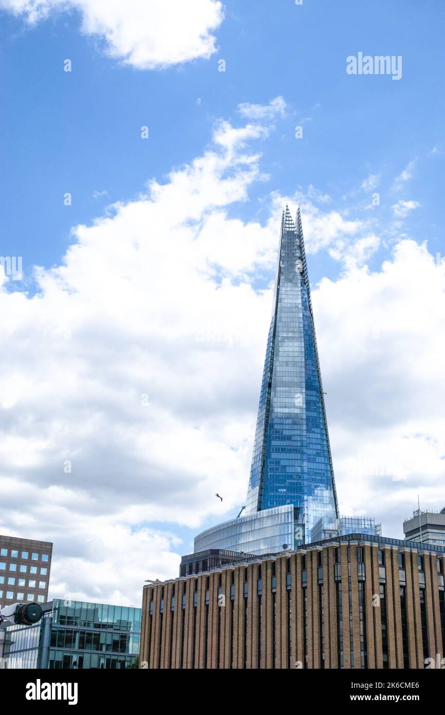 72 storey skyscraper hi-res stock photography and images - Alamy