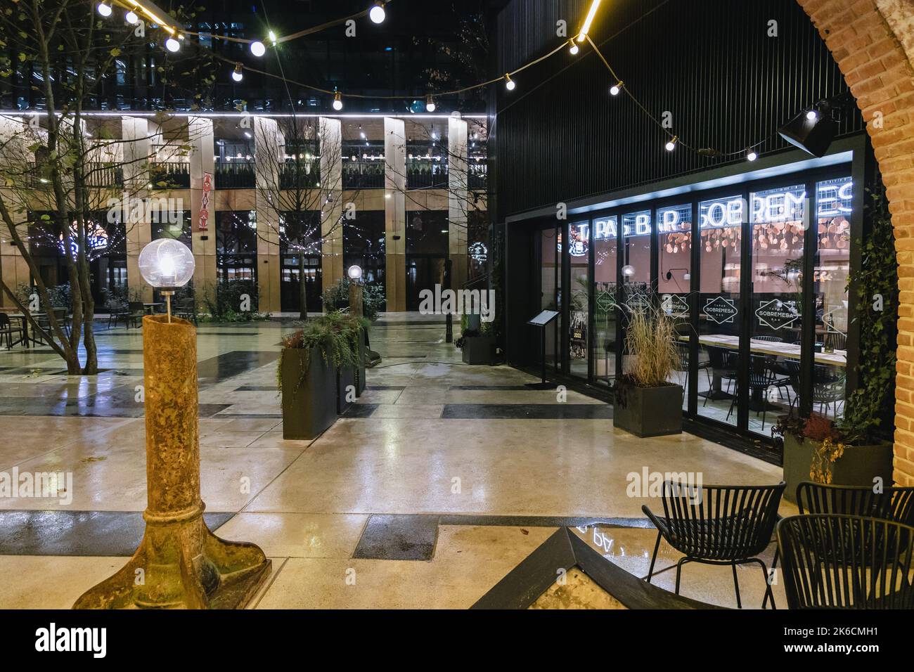 Restaurant in Multifunctional complex of Warsaw Breweries, combining ...