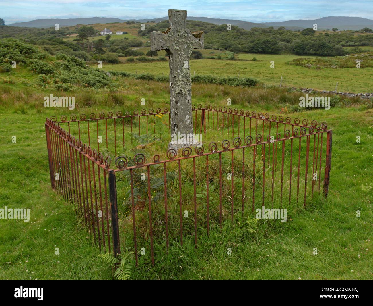 Kildalton small cross hi-res stock photography and images - Alamy
