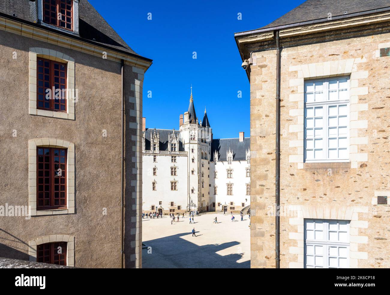 The tower of the Golden Crown and the courtyard in the Château des ducs ...