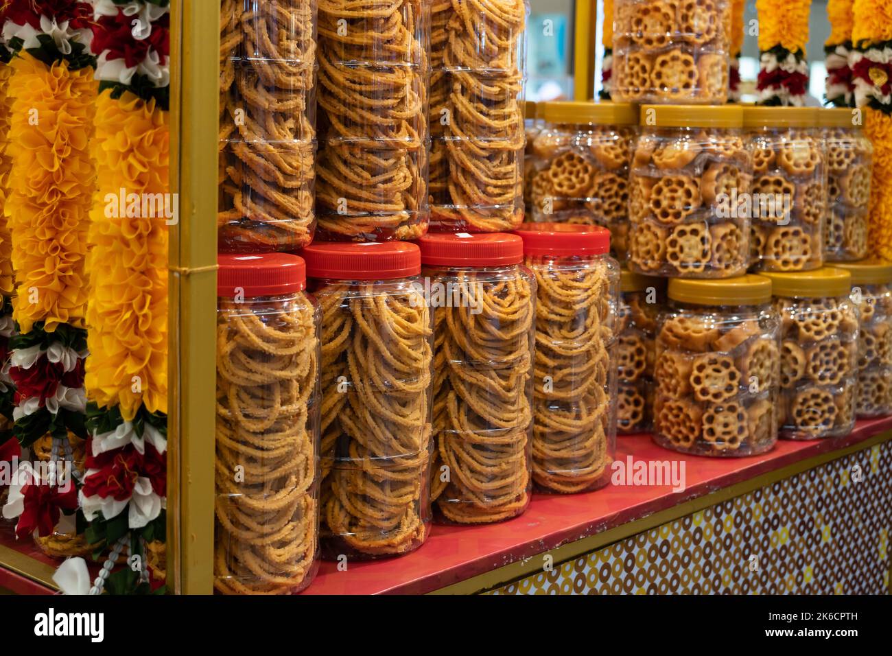 Selling cookies hi-res stock photography and images - Alamy