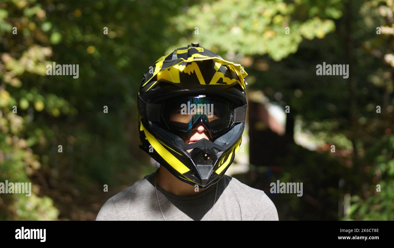 Young rider wearing hat hi-res stock photography and images - Alamy
