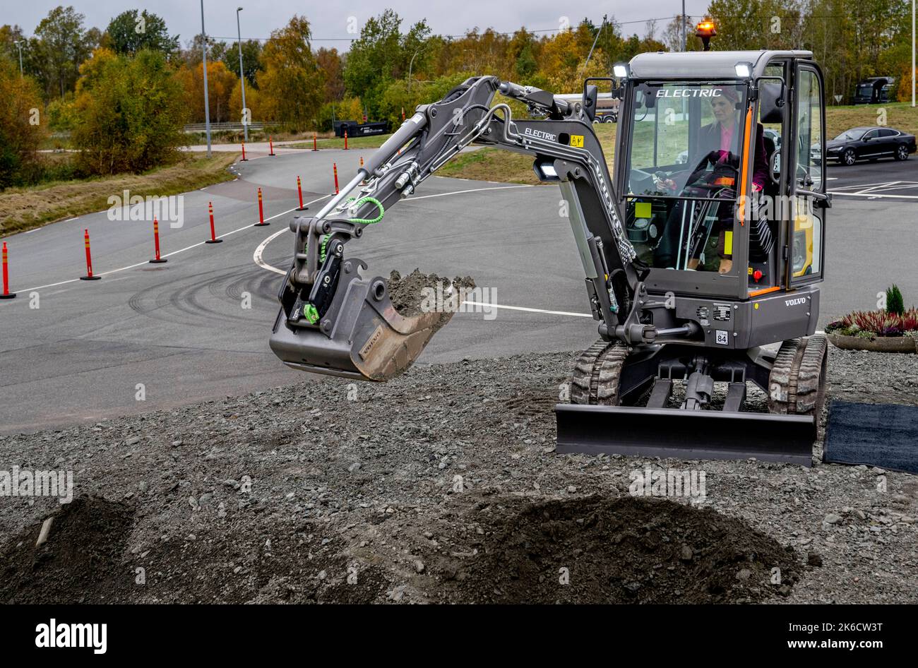 GOTHENBURG 20221013Queen Máxima of the Netherlands drives an excavator ...