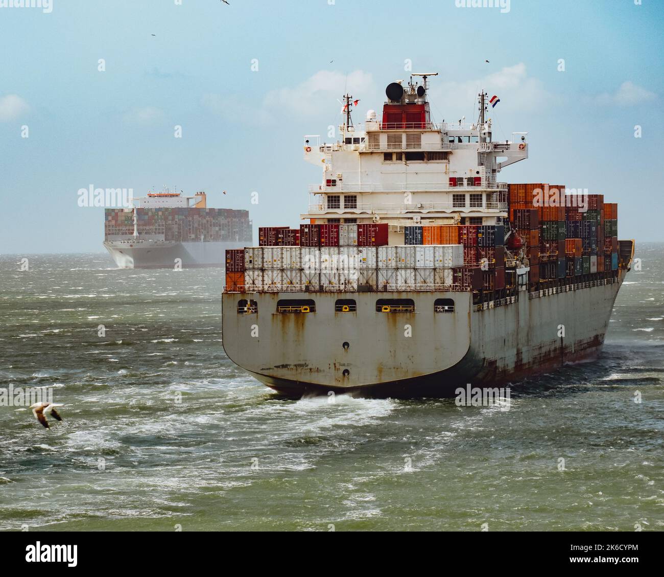 Heavy cargo ship leaving hi-res stock photography and images - Alamy