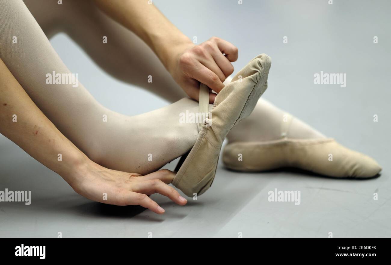 Illustration picture shows a dance lesson during a press visit to the ...