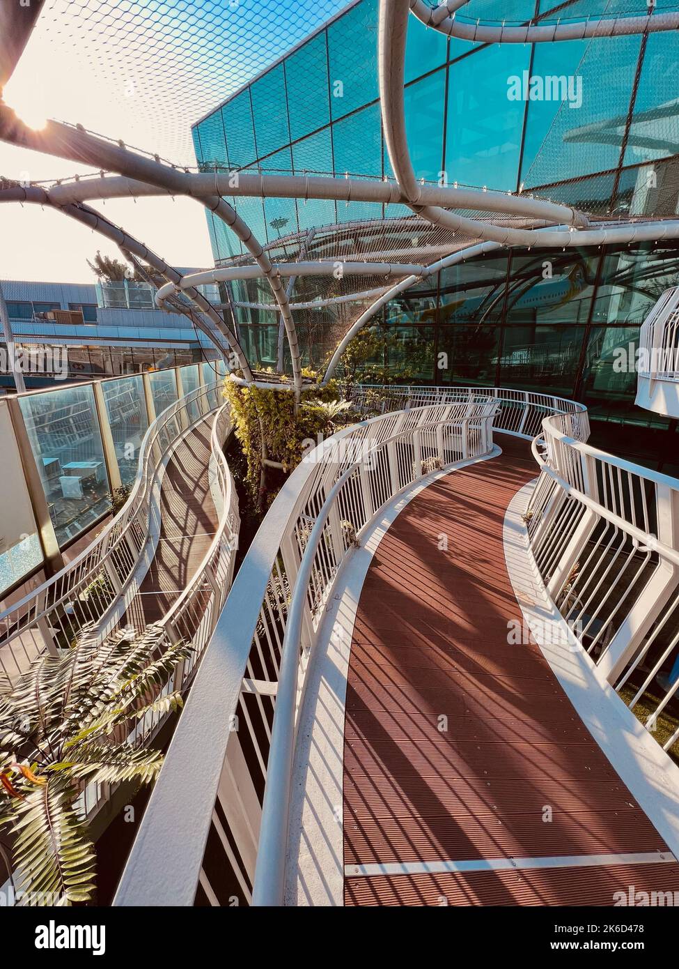 A pathway along the modern building Stock Photo - Alamy