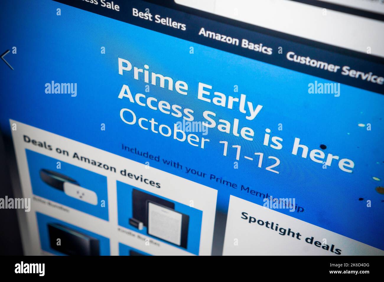 Prime early access sale hi-res stock photography and images - Alamy