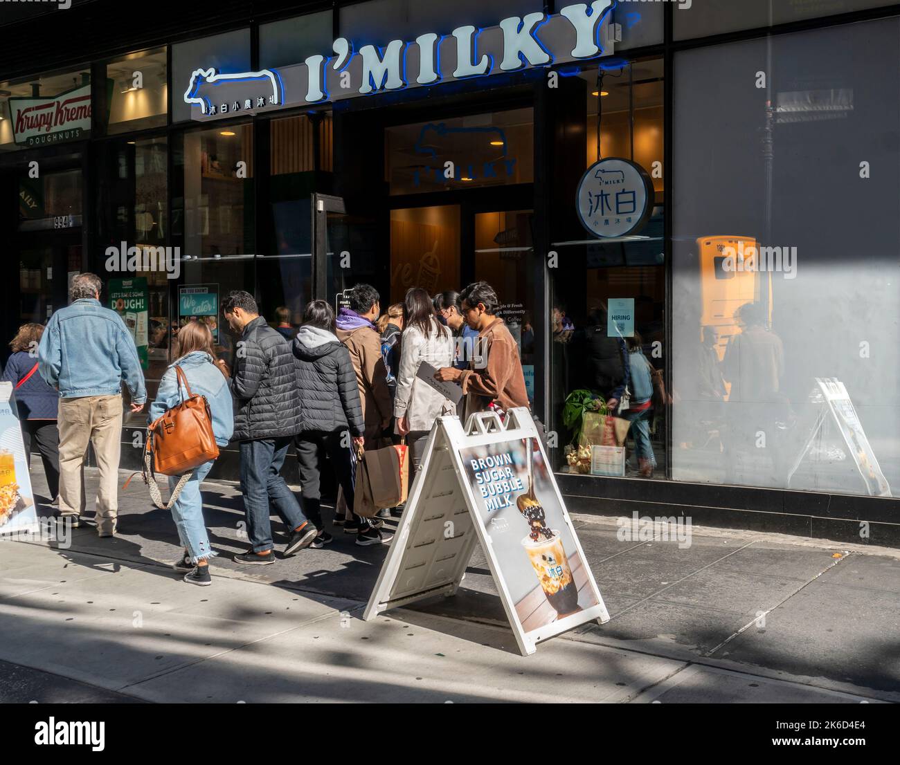 Line outside of I’Milky bubble tea emporium in Midtown Manhattan in New ...