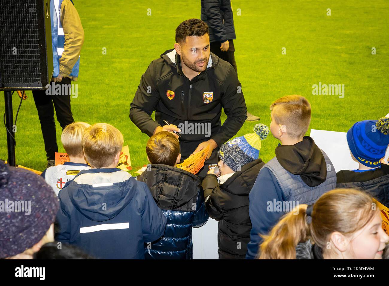Rhyse Martin, the Papua New Guinea Rugby League squad captain signs ...