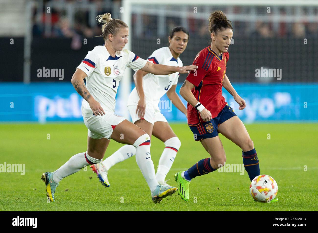 Esther Gonzalez of Spain during the game between Spain and USWNT at El ...
