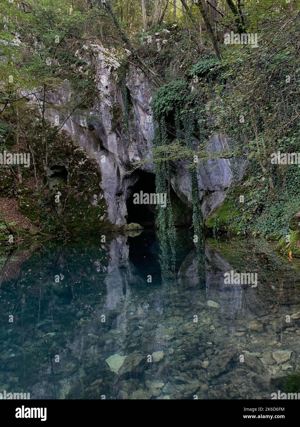 Vertical shot rock lake hi-res stock photography and images - Alamy