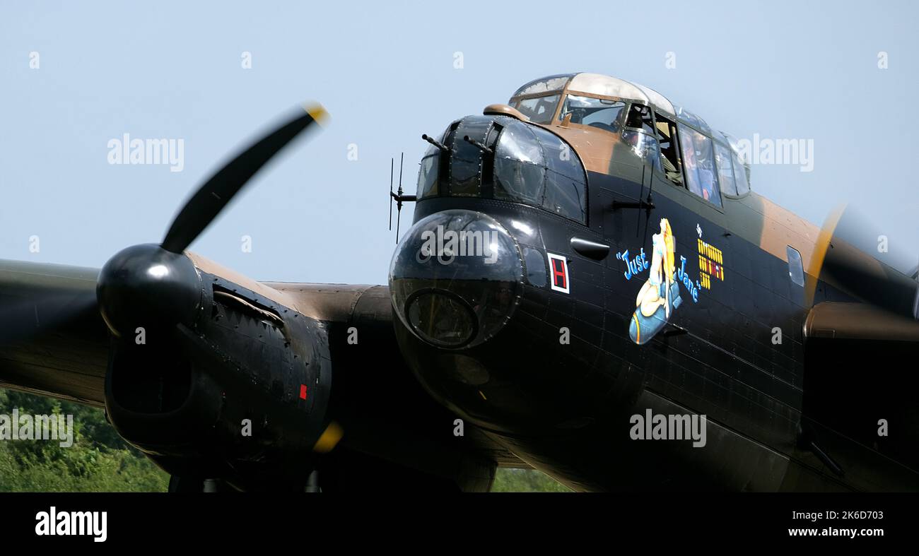Lancaster plane cockpit hi-res stock photography and images - Alamy