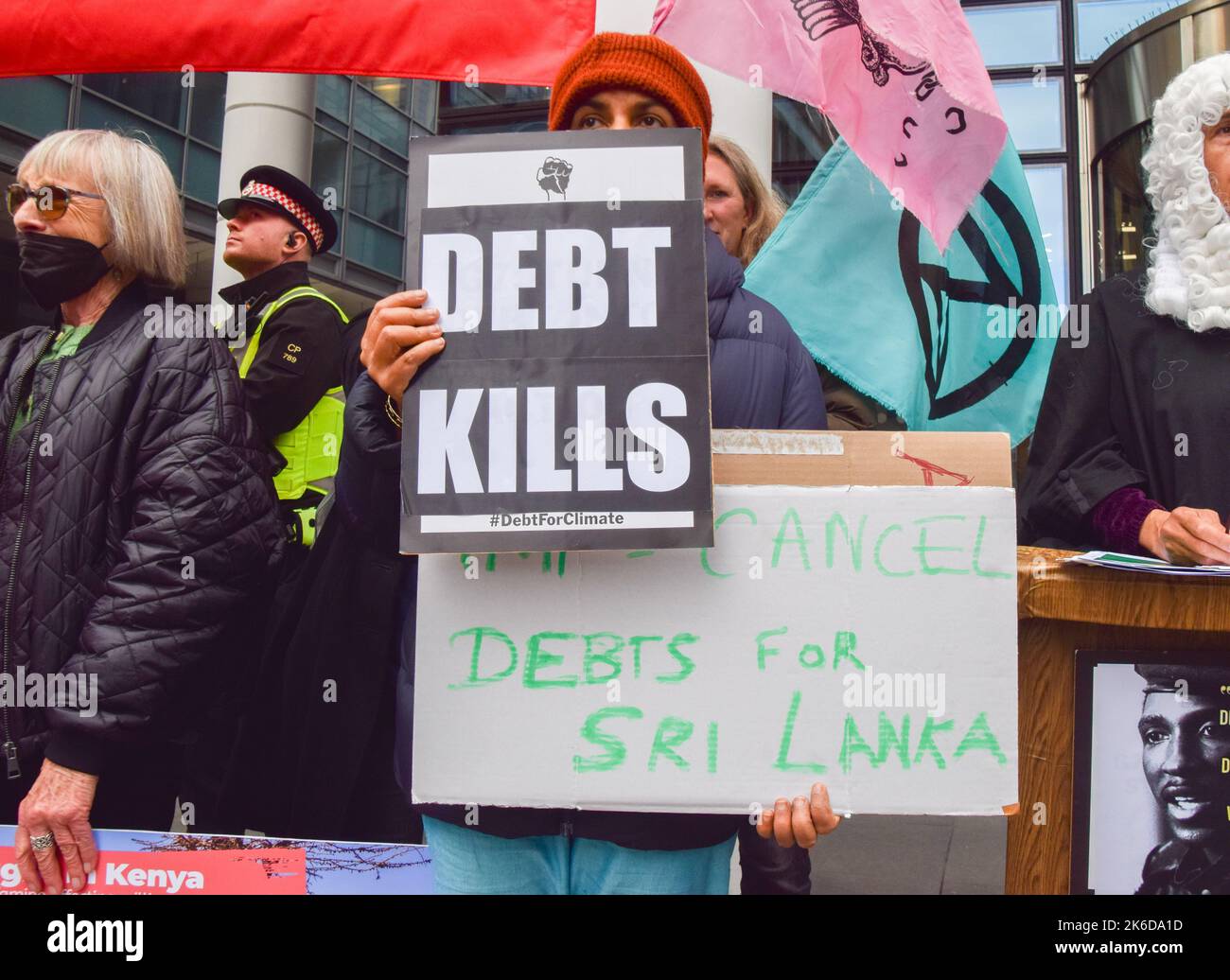Cancelled debt hi-res stock photography and images - Alamy