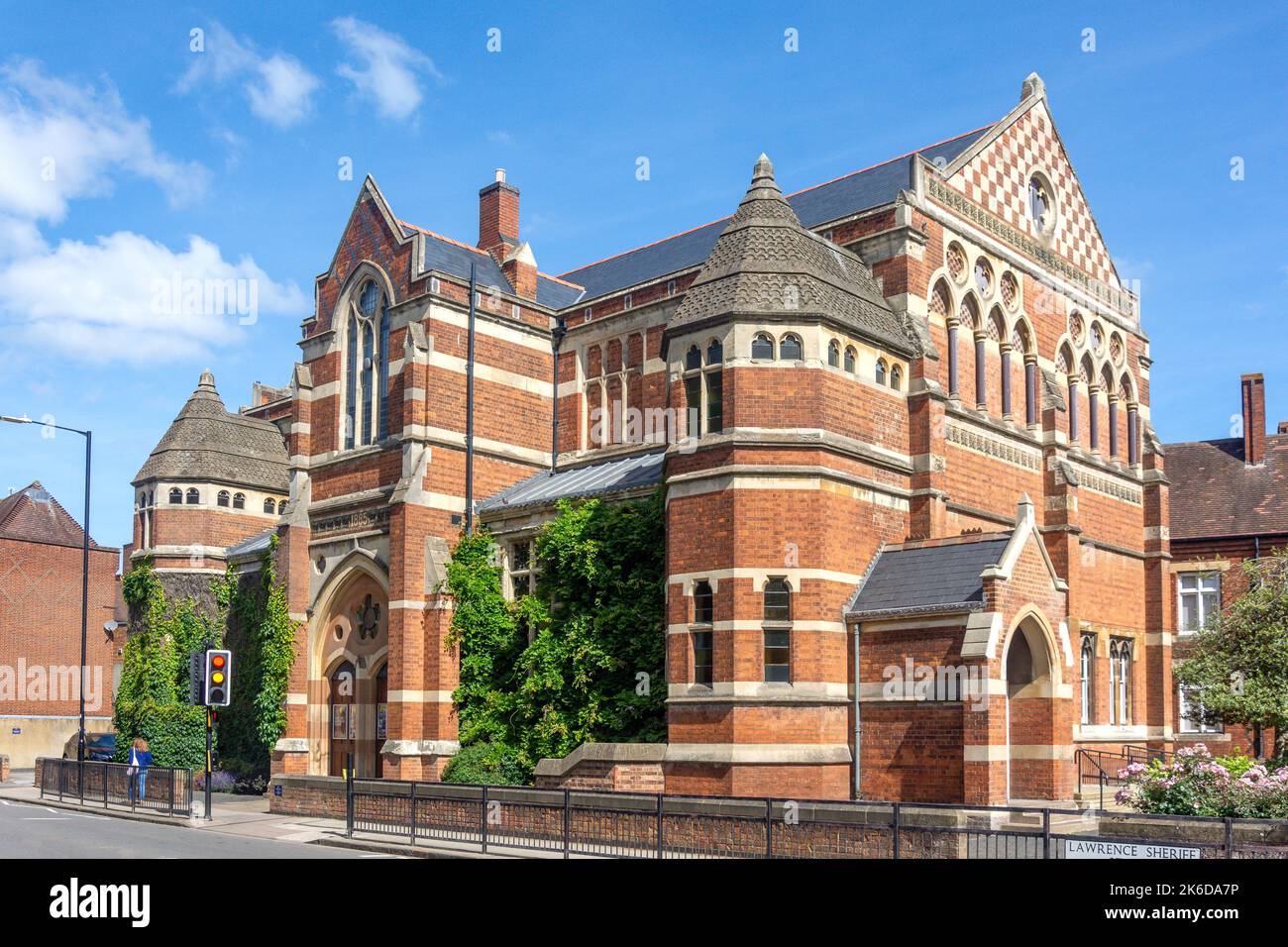 Rugby macready theatre hi-res stock photography and images - Alamy