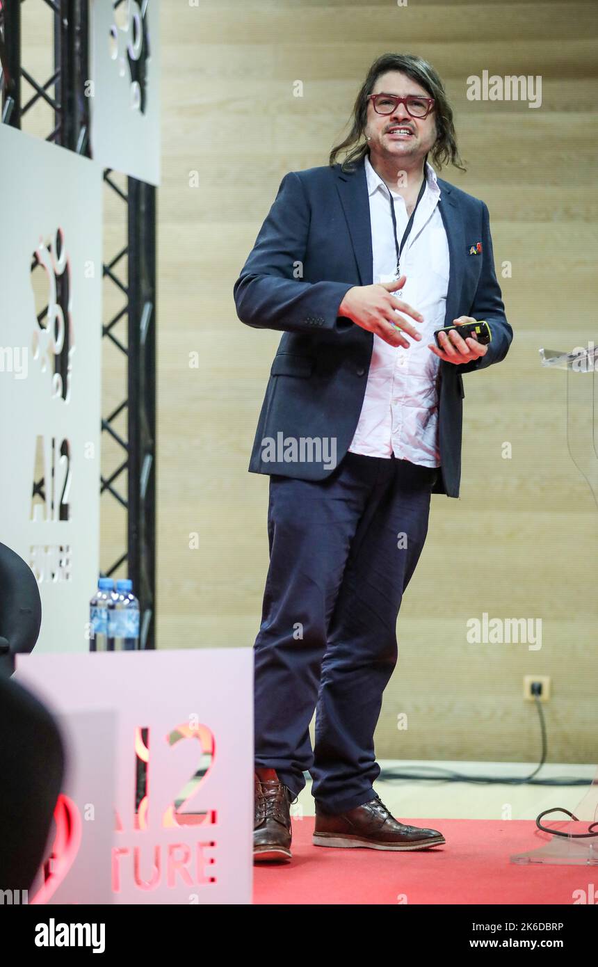 Henry shevlin hi-res stock photography and images - Alamy
