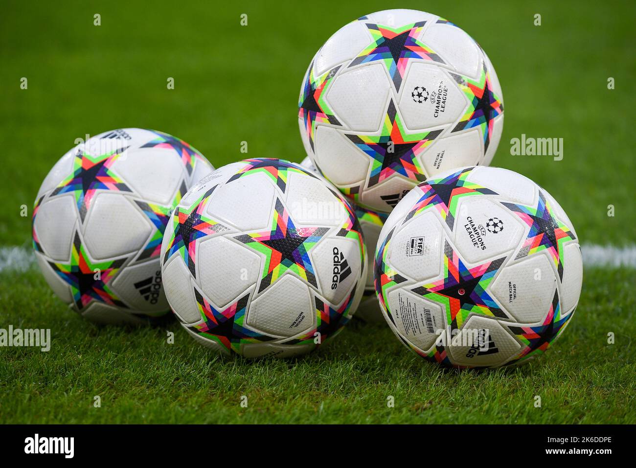Uefa champions league official match ball hi-res stock photography and ...
