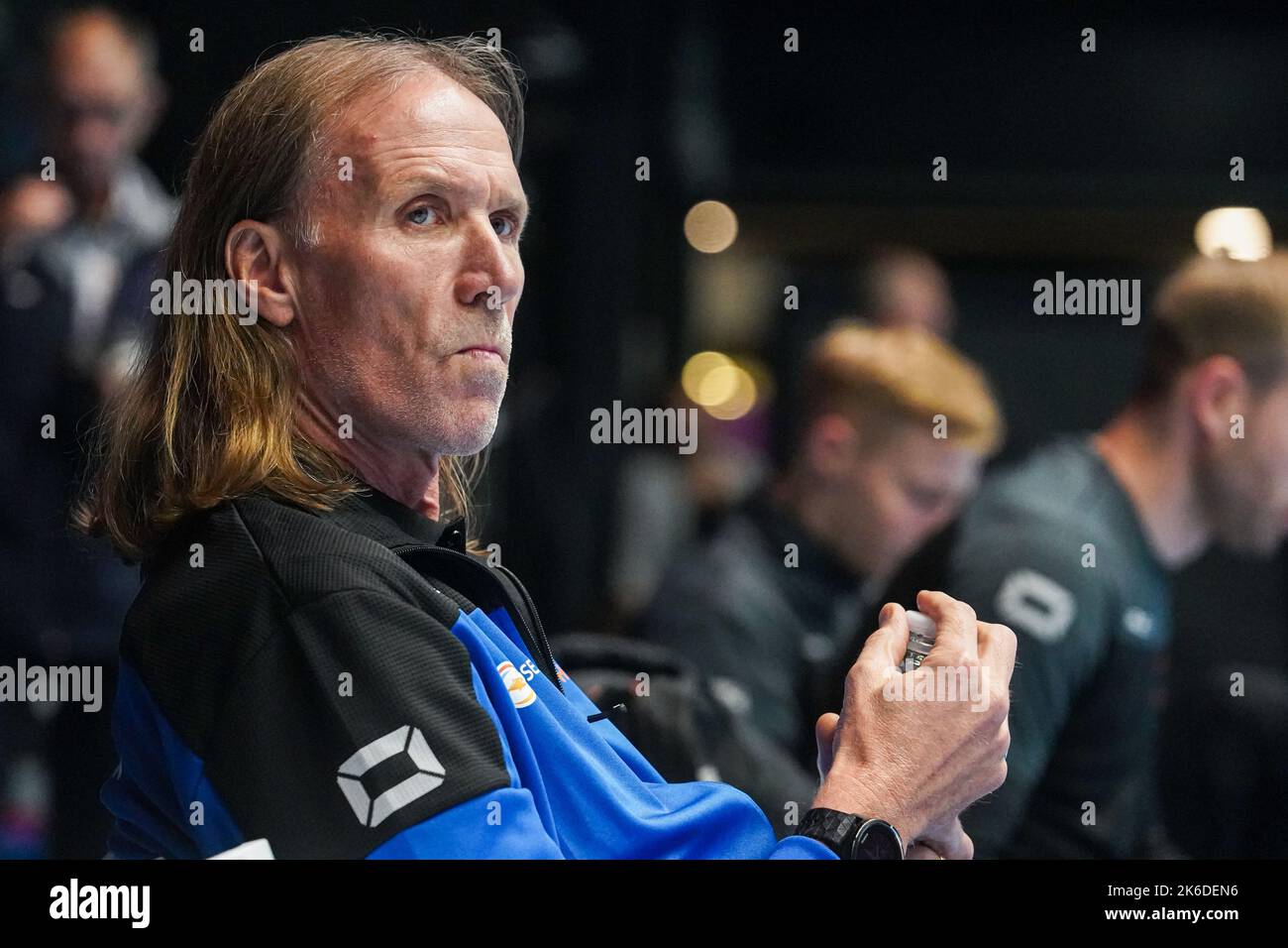 DEN BOSCH, THE NETHERLANDS - OCTOBER 13: head coach Staffan Olsson of ...