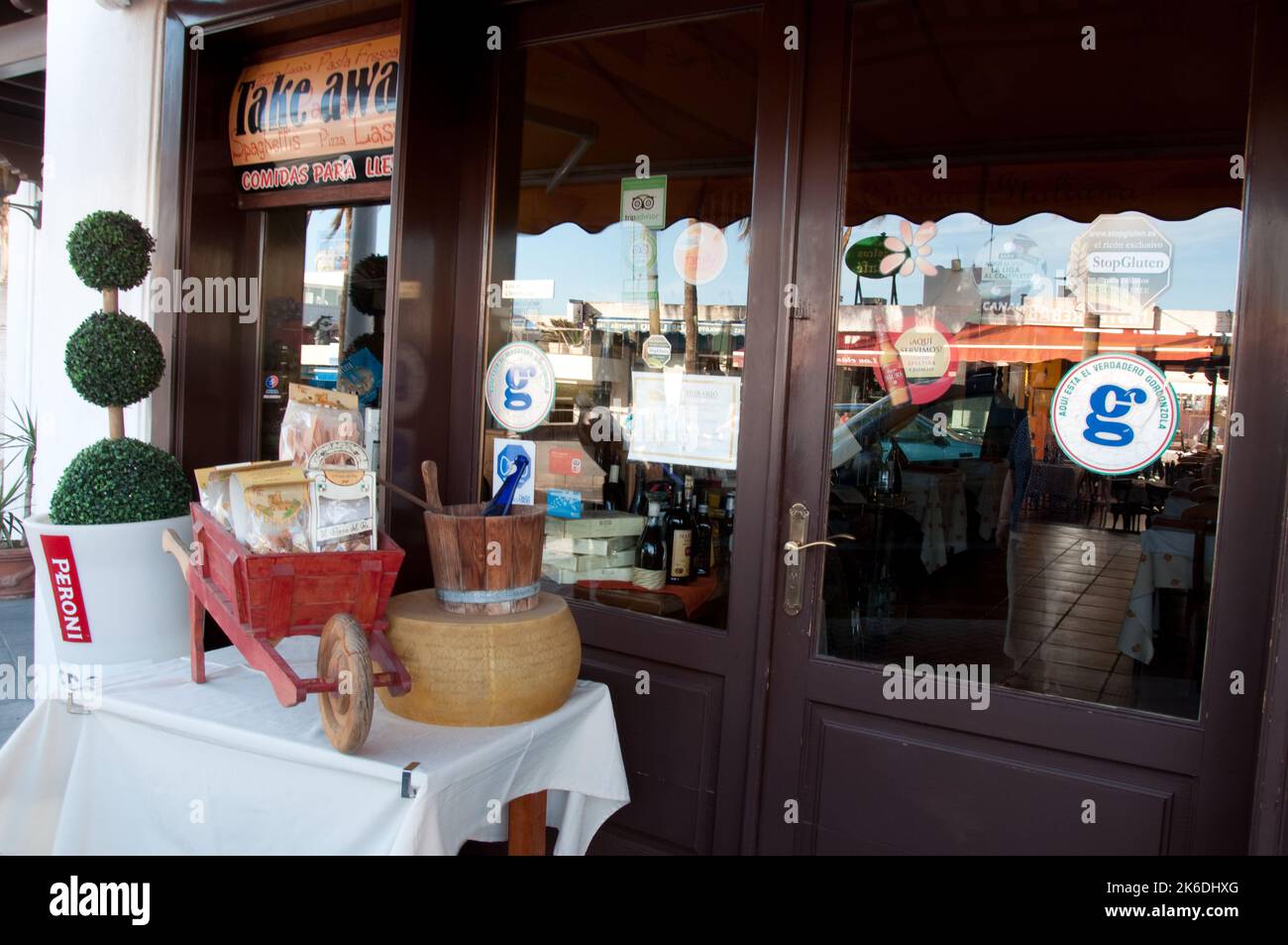 Delicatessen, Puerta del Carmen, Lanzarote, Canary Islands. Shop with ...