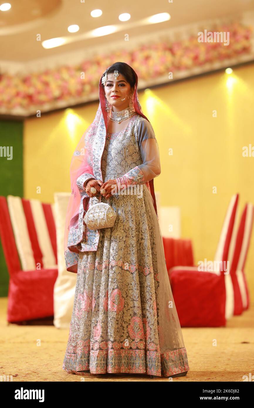 Pakistani wedding: Bride at Traditional Nikah ceremony in Karachi Stock ...