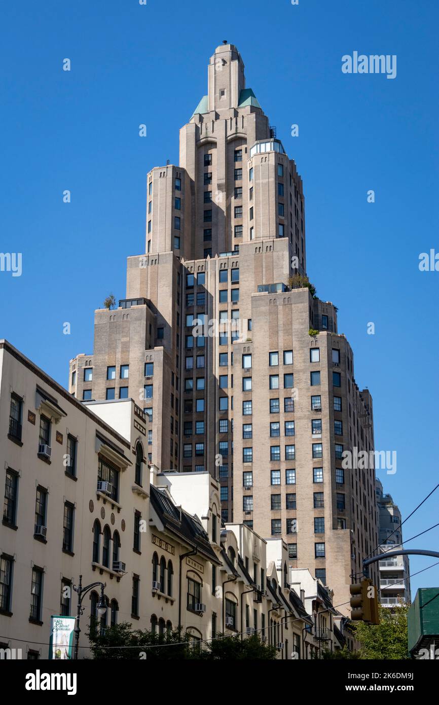 One Fifth Avenue residential skyscraper , New York City, USA Stock ...