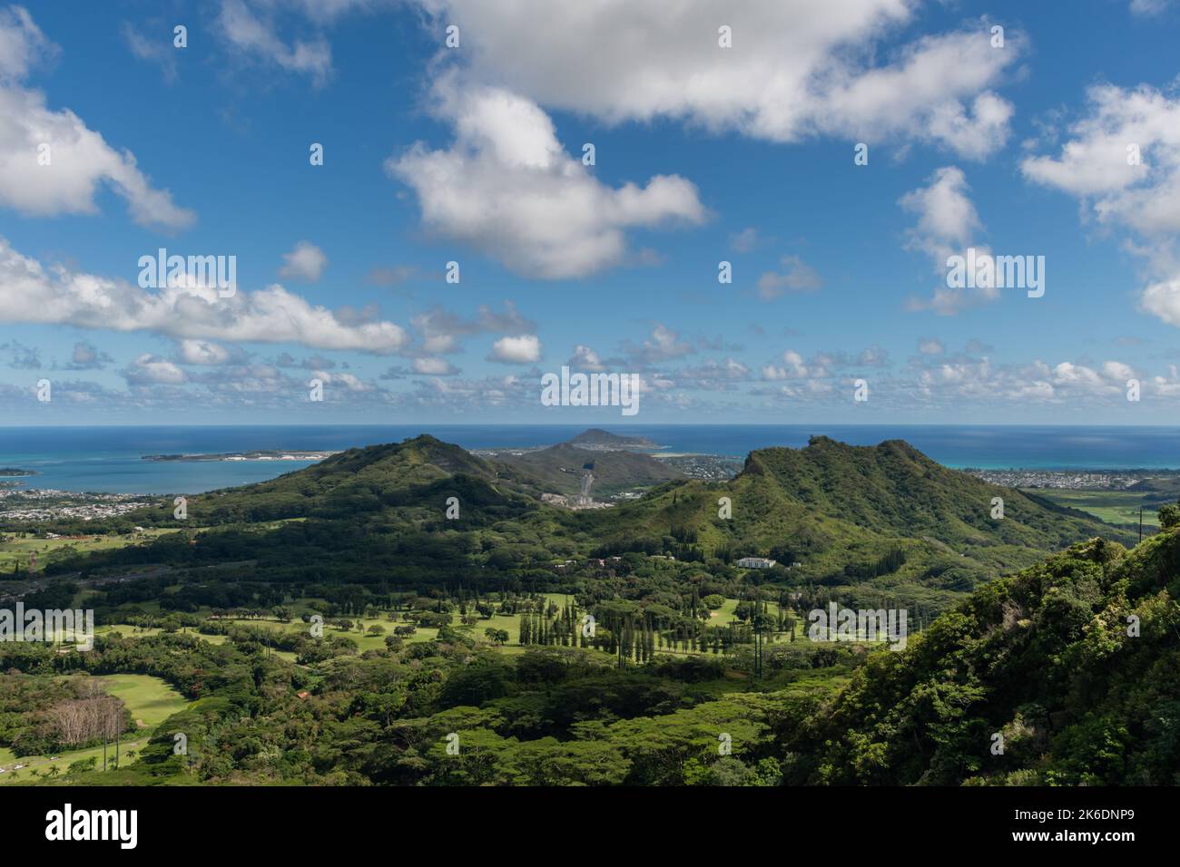 Scenic aerial vista of north east Oahu from the Nuuanu Pali lookout ...