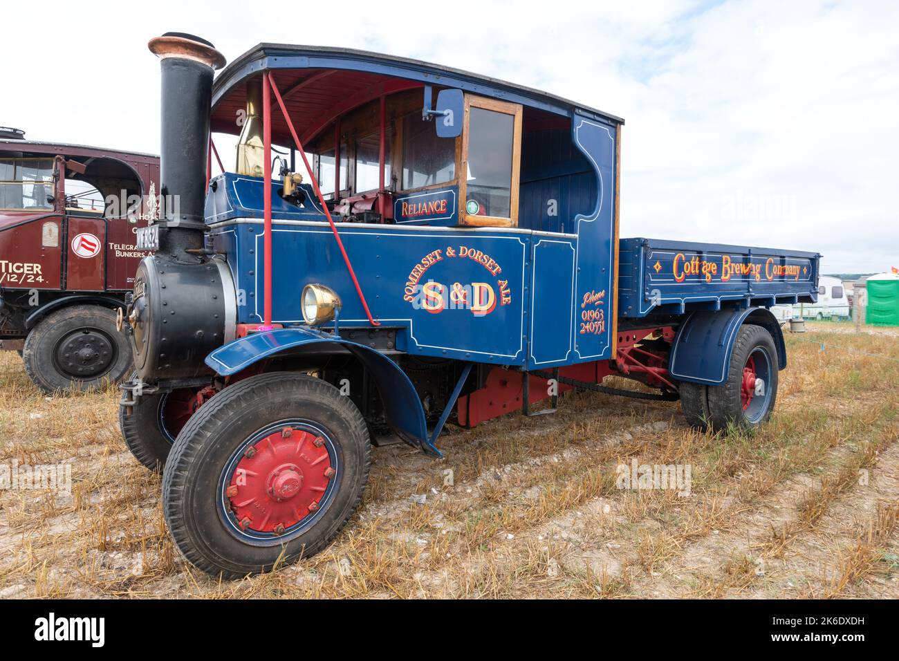 Vintage foden steam lorry england hi-res stock photography and images ...