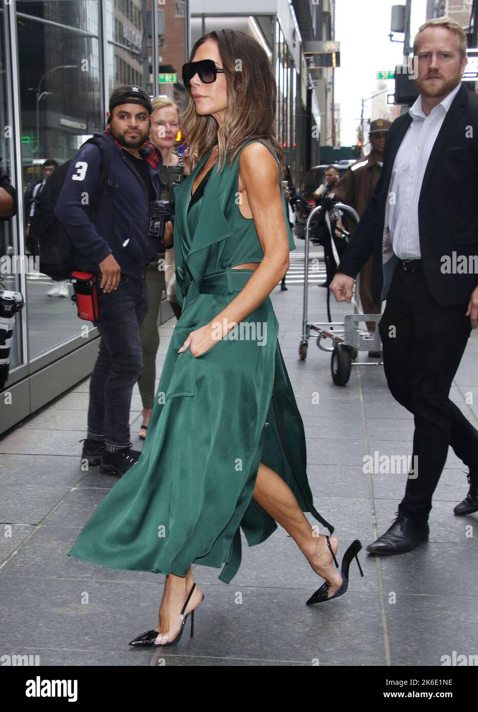 Victoria Beckham In A Green Dress At BCBGMAXAZRIA -PICTURED: Victoria ...