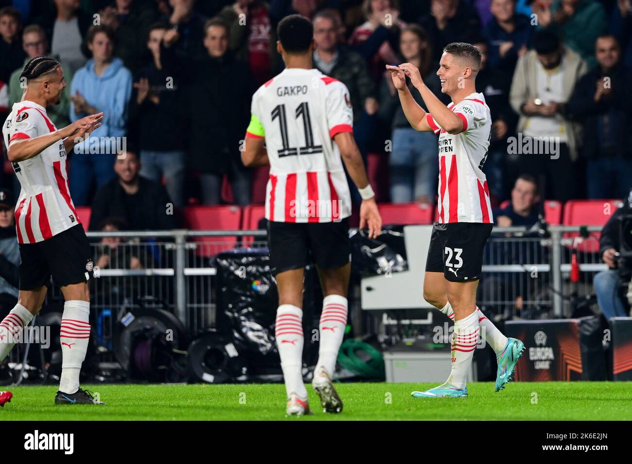 EINDHOVEN - Joey Veerman of PSV Eindhoven celebrates the 2-0 score ...