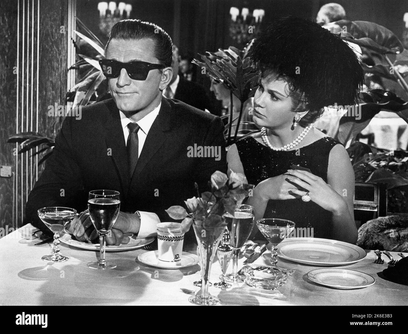 Kirk Douglas, Elizabeth MacRae, on-set of the Film, "For Love or Money ...