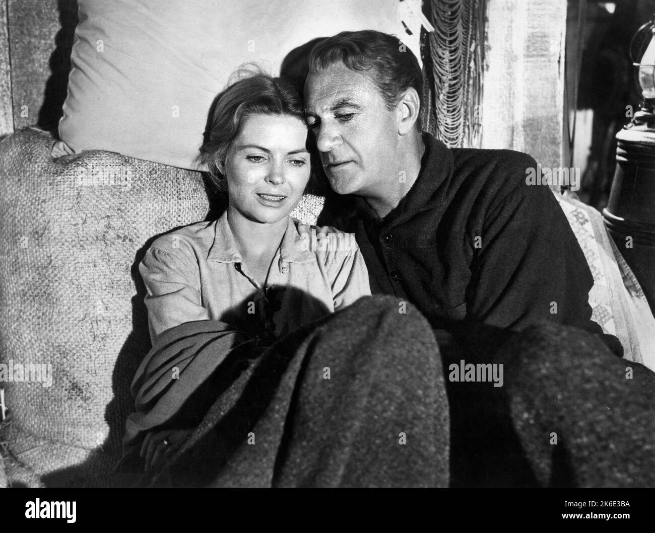 Dorothy McGuire, Gary Cooper, on-set of the Film, "Friendly Persuasion ...