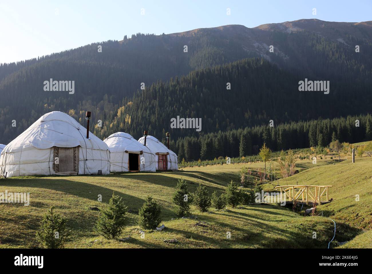 Boz Uy (Kyrgyz Yurts), Golden Yurt Camp, Valley of Flowers, Jeti Oguz ...