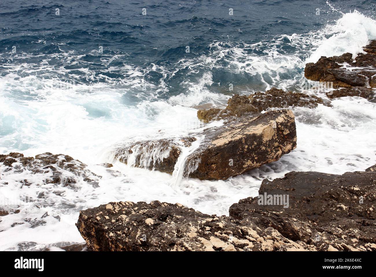 Splashed by waves hi-res stock photography and images - Alamy