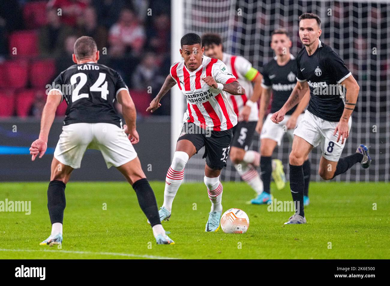 EINDHOVEN, NETHERLANDS - OCTOBER 13: Savio of PSV Eindhoven during the ...