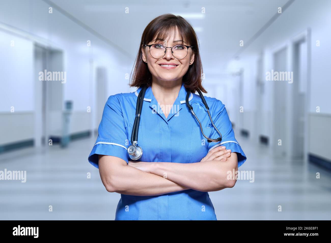 Hospital corridor doctor uk hi-res stock photography and images - Alamy