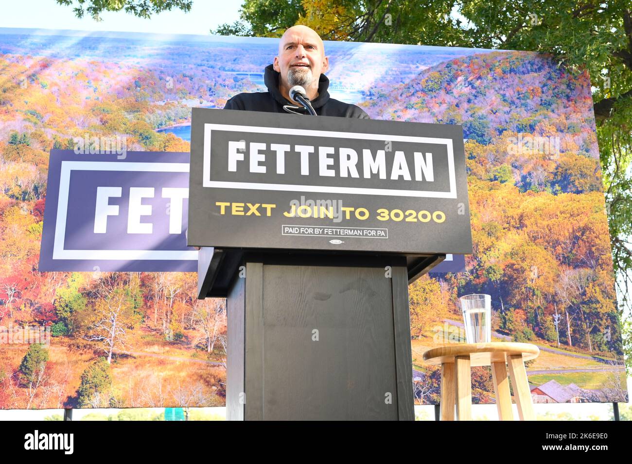 PA Lt. Governor John Fetterman holds rally for 1200 in Bristol, PA, USA ...