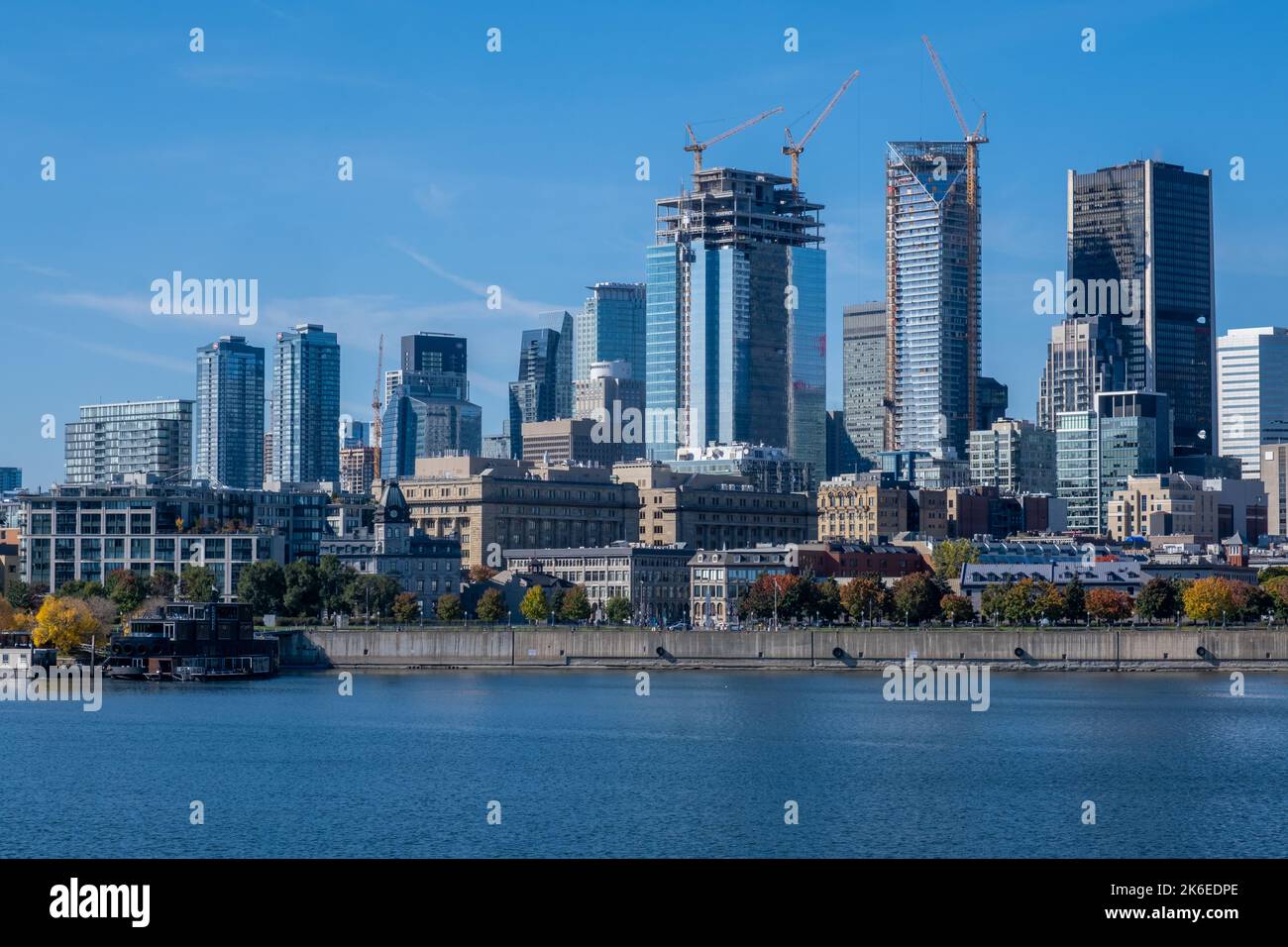 Montreal, Canada - 11 October 2022: Montreal Skyline from Parc de la ...