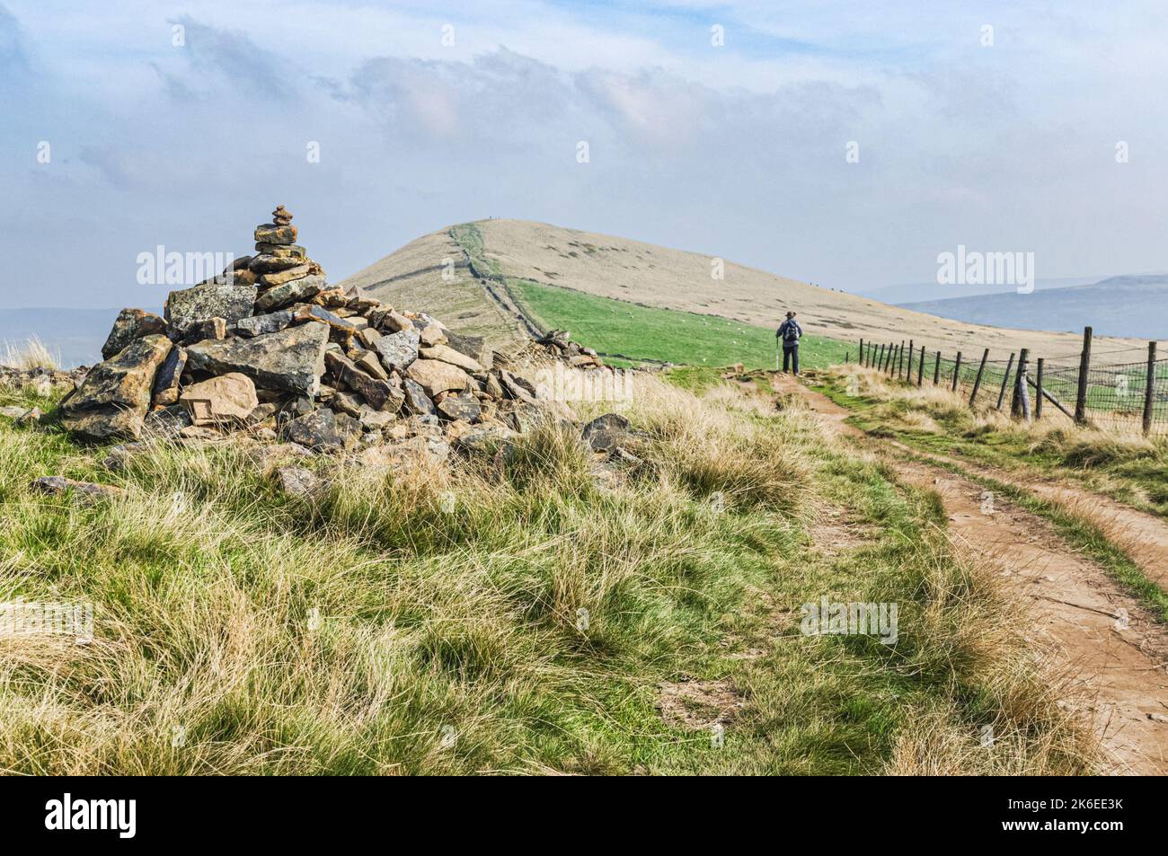 The Great Ridge footpath in Peak District National Park Derbyshire ...