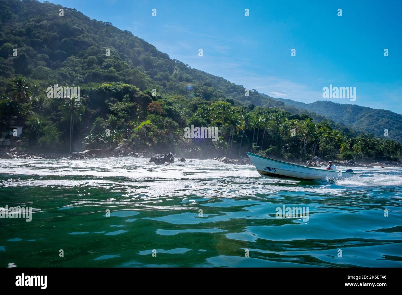 Boat trip to Playa las Animas from Boca de Tomatlán, Jalisco, Mexico ...