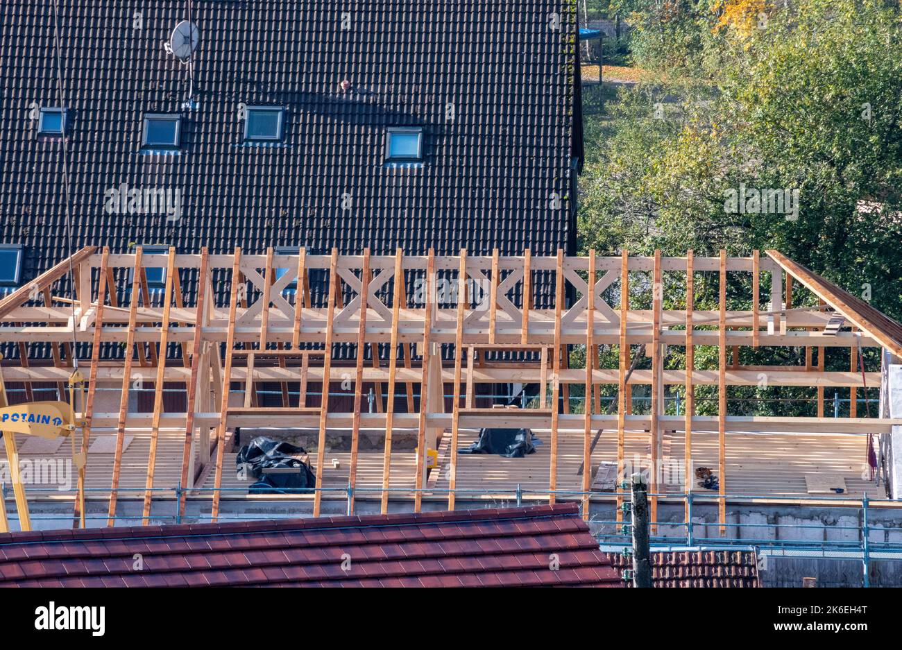 Building site of a roof under construction Stock Photo - Alamy