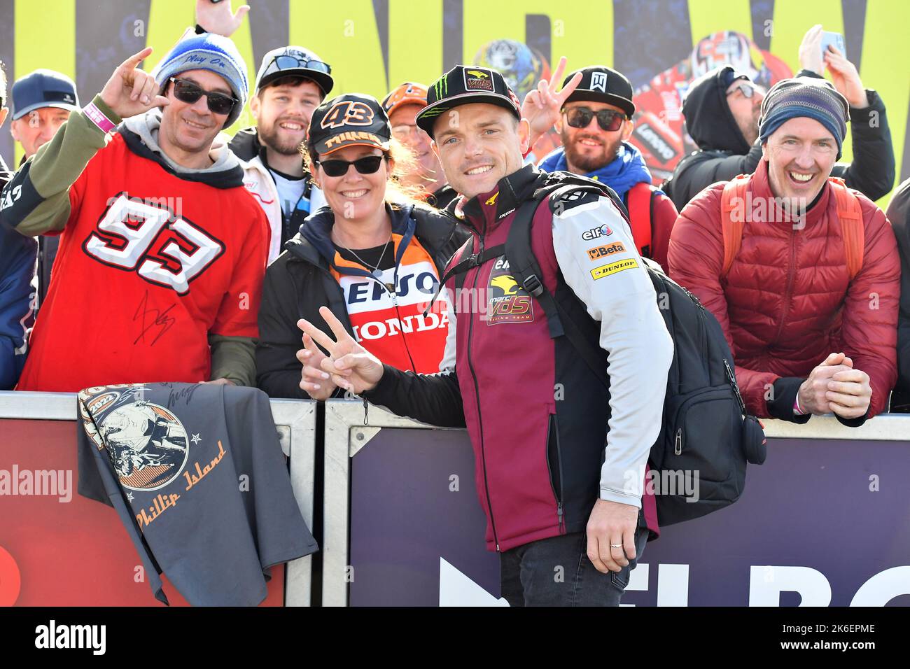 Melbourne, Australia. 14 October 2022. Alex Lowes poses with fans at ...