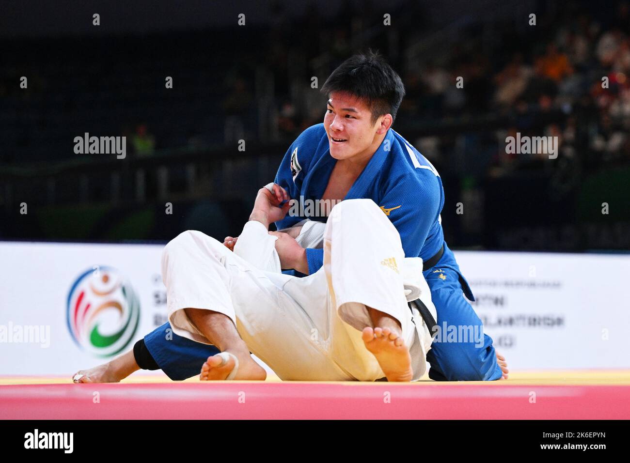 Tashkent, Uzbekistan. Credit: MATSUO. 13th Oct, 2022. (T-B) Goki Tajima ...